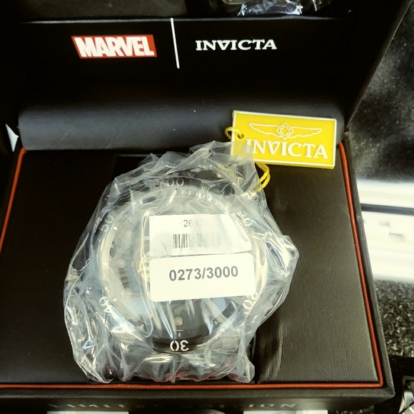 Invicta | Accessories | Invicta Marvel Venom Limited Edition Watch ...